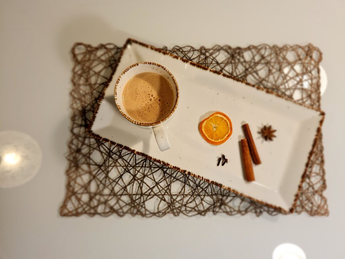 Milk drink with oat gofio and coconut sugar - Viva La Gaia